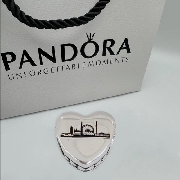 Pandora | Jewelry | Pandora Vienna Skyline Heart Charm Bead Bracelet ...